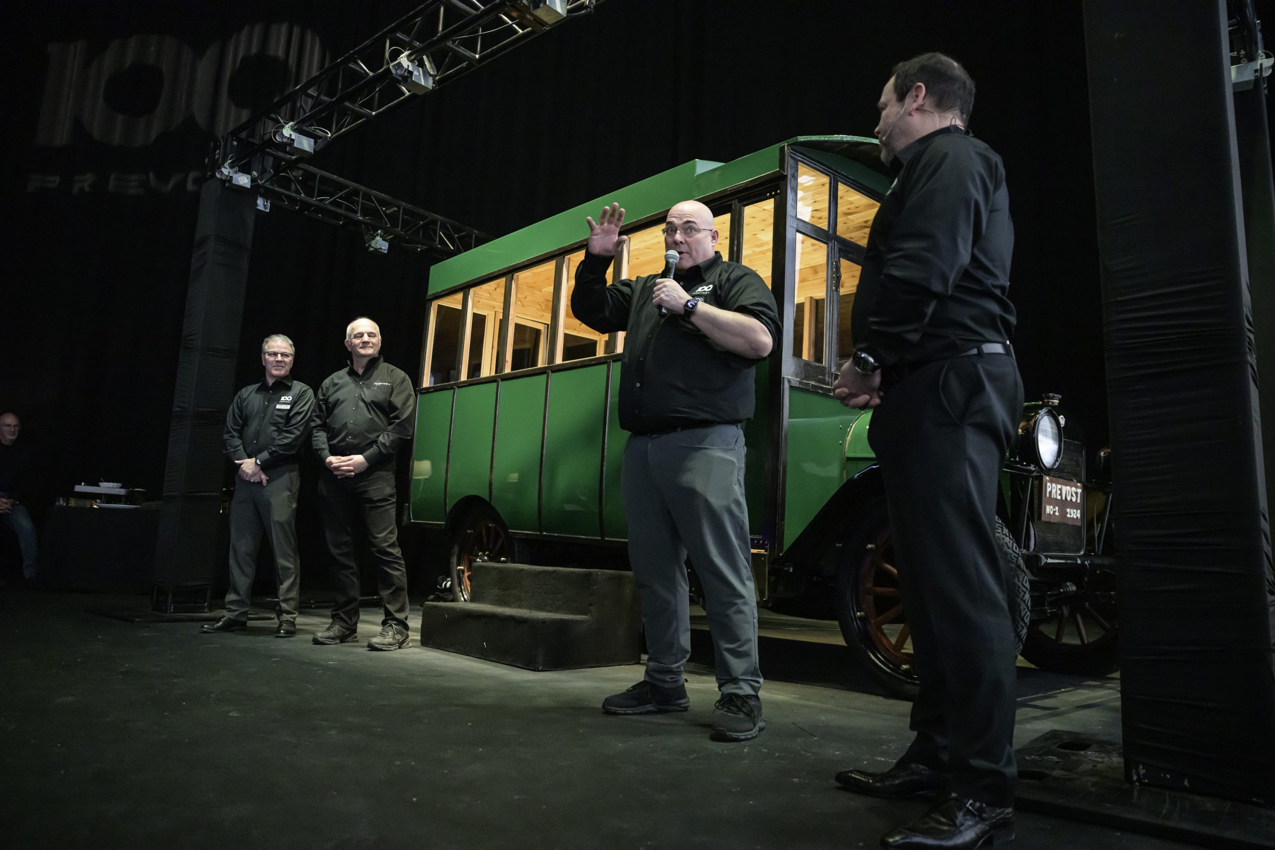 100 ans de Prevost Car: les festivités officiellement lancées - La Voix ...
