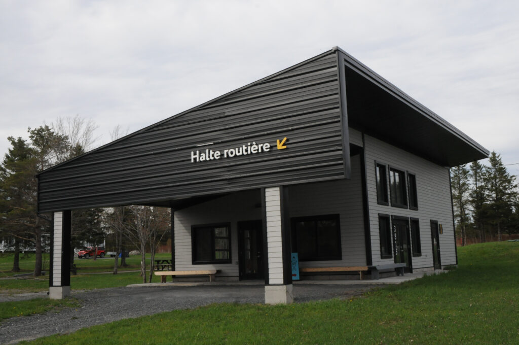 Après le Village Beauceron, Saint-Prosper vend sa halte routière - La ...